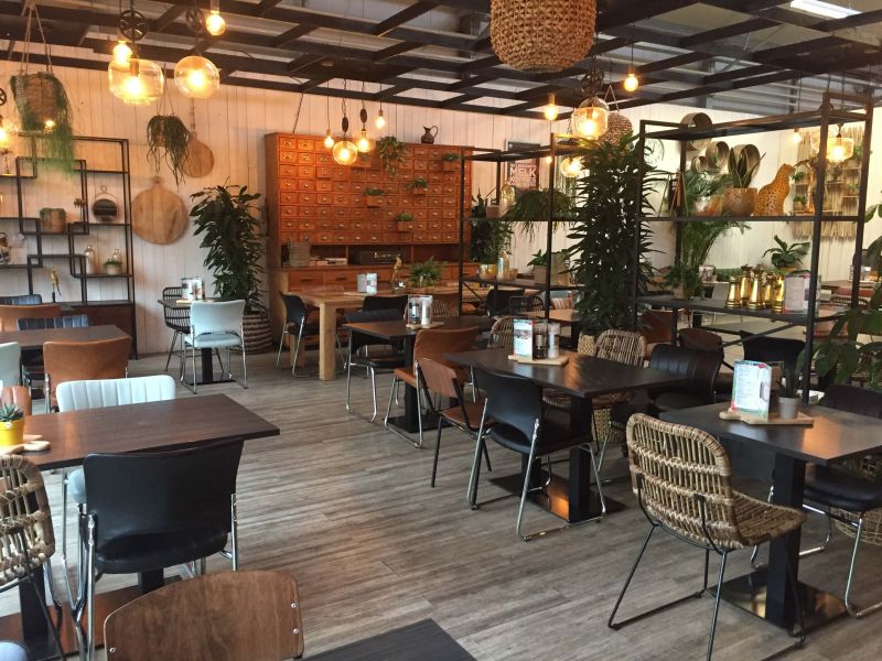 Lunchroom tussen het groen - Tuincentrum GroenRijk in Rijswijk